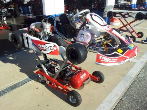 Streeter BigFoot Kart Stand